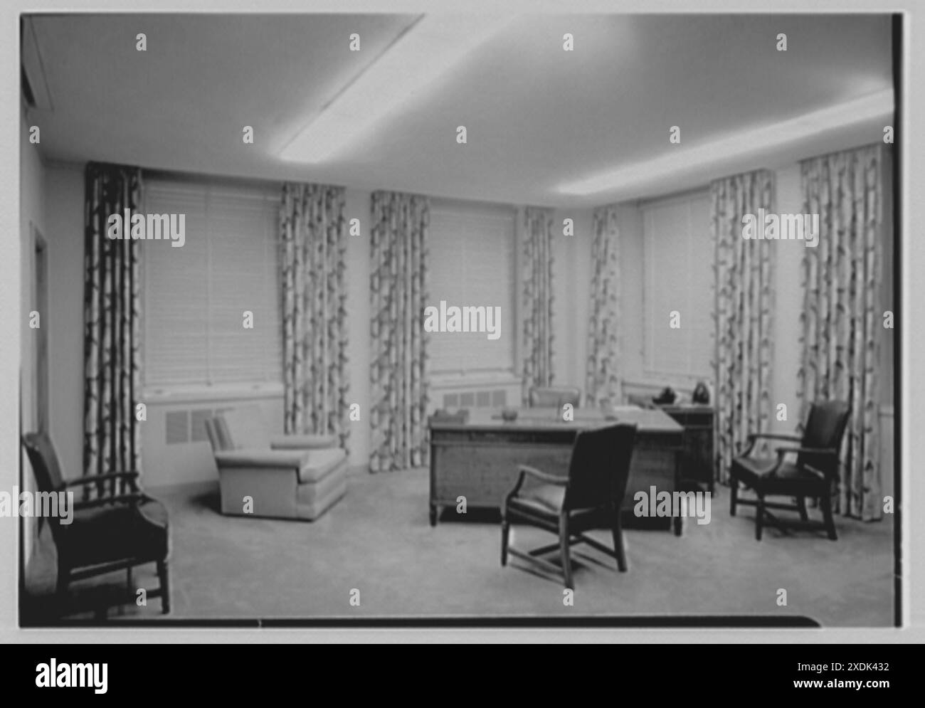 Sinclair Oil Co., 600 5th Ave., New York City. Mr. Phillip's office ...