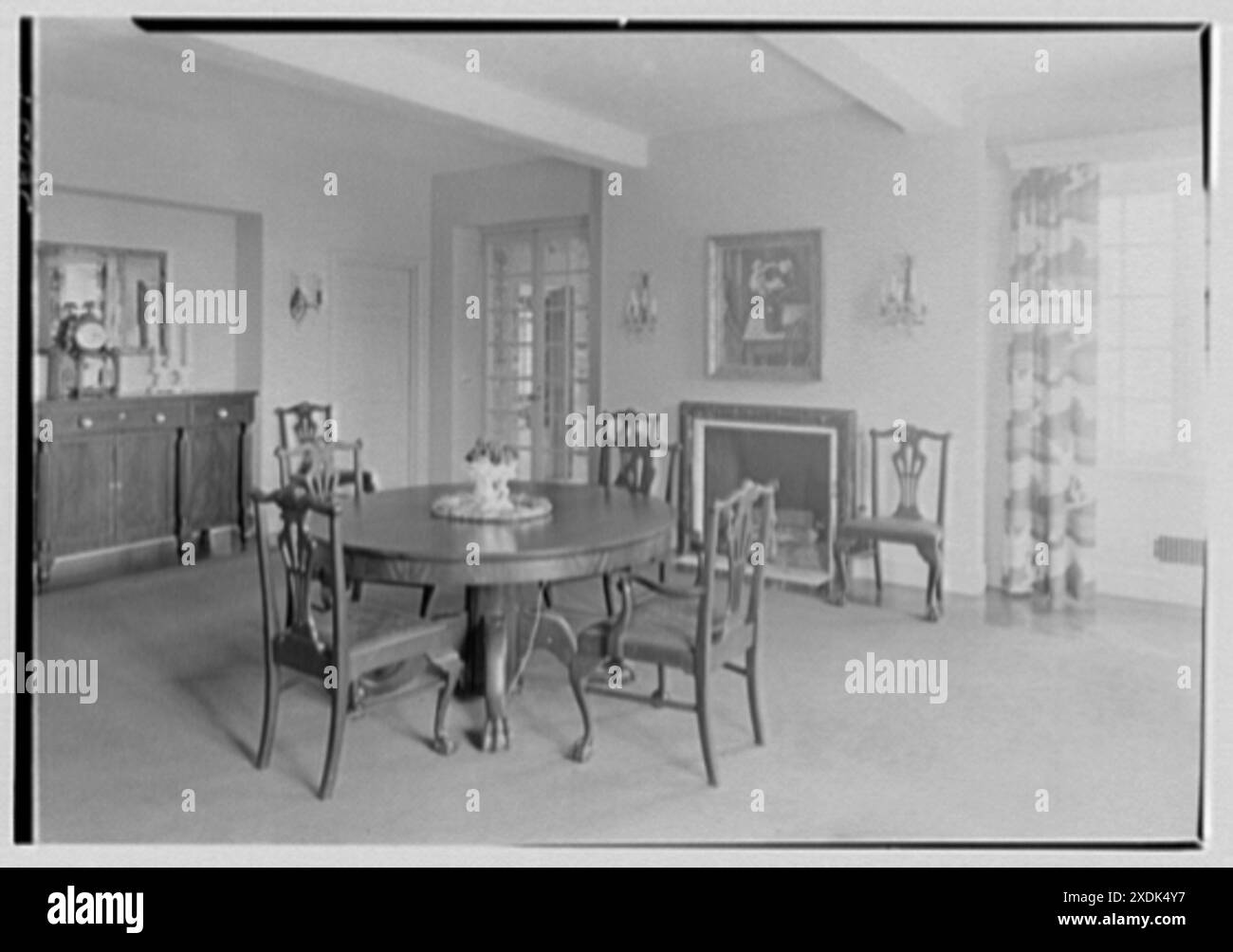 Rush Sturges, residence in Wakefield, Rhode Island. Dining room, to ...