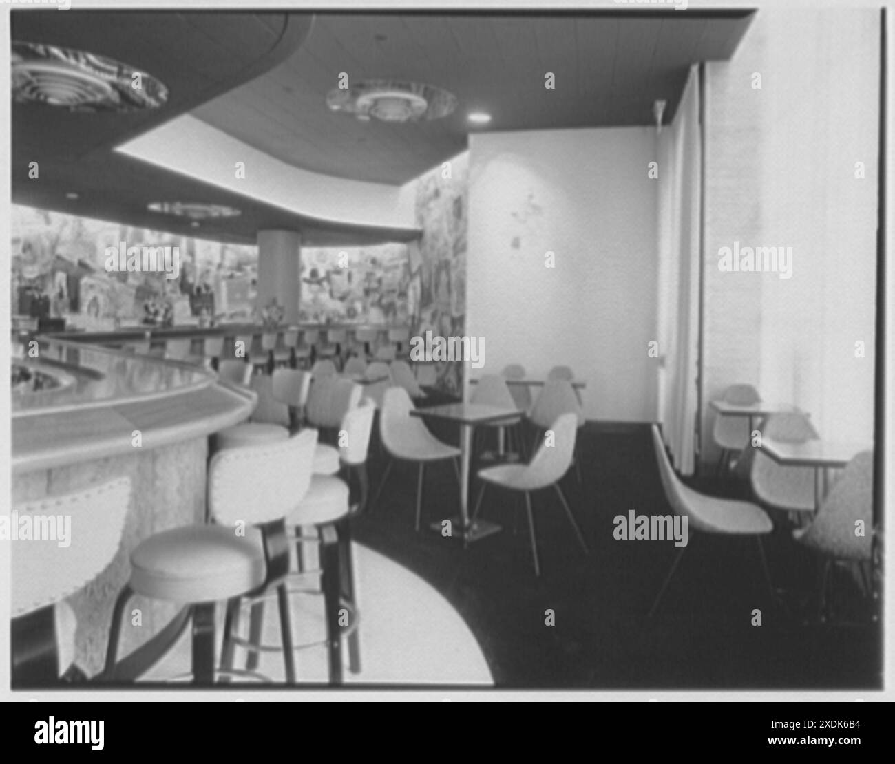 Biltmore Terrace, Collins Ave. and 87th St. Bar. Gottscho-Schleisner ...