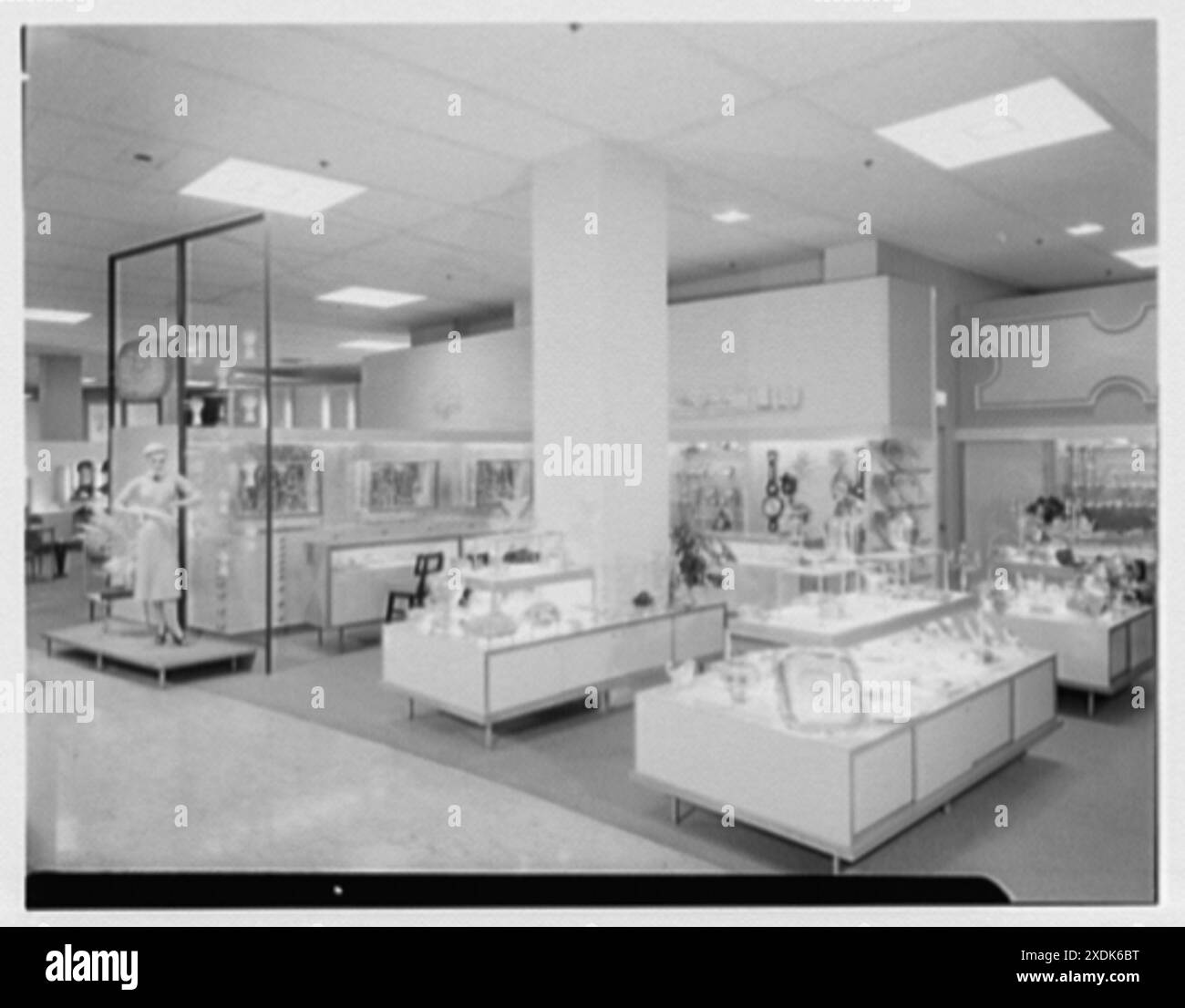 Rich's department store, business in Knoxville, Tennessee. Silverware I ...