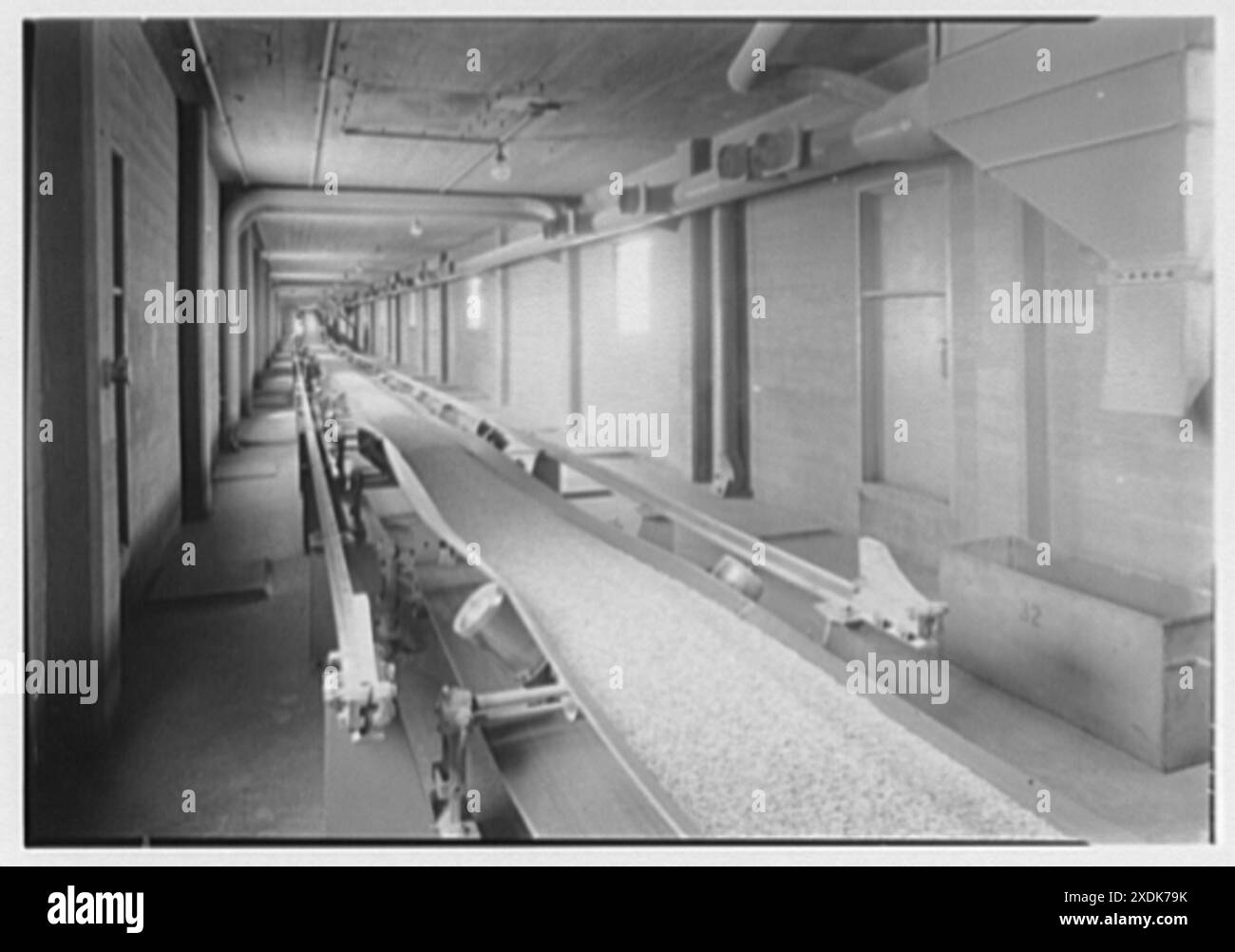 Rahr Malting Co., Shakopee, Minnesota. Elevator, malt belt I. Gottscho ...