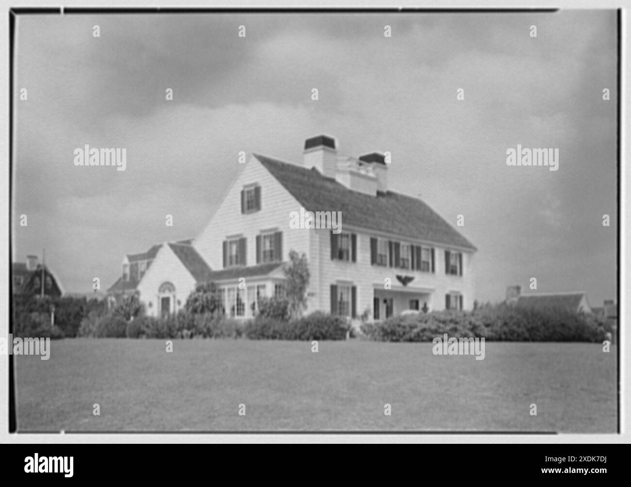 Richard Tyner, residence in Chatham, Massachusetts. Ocean facade ...