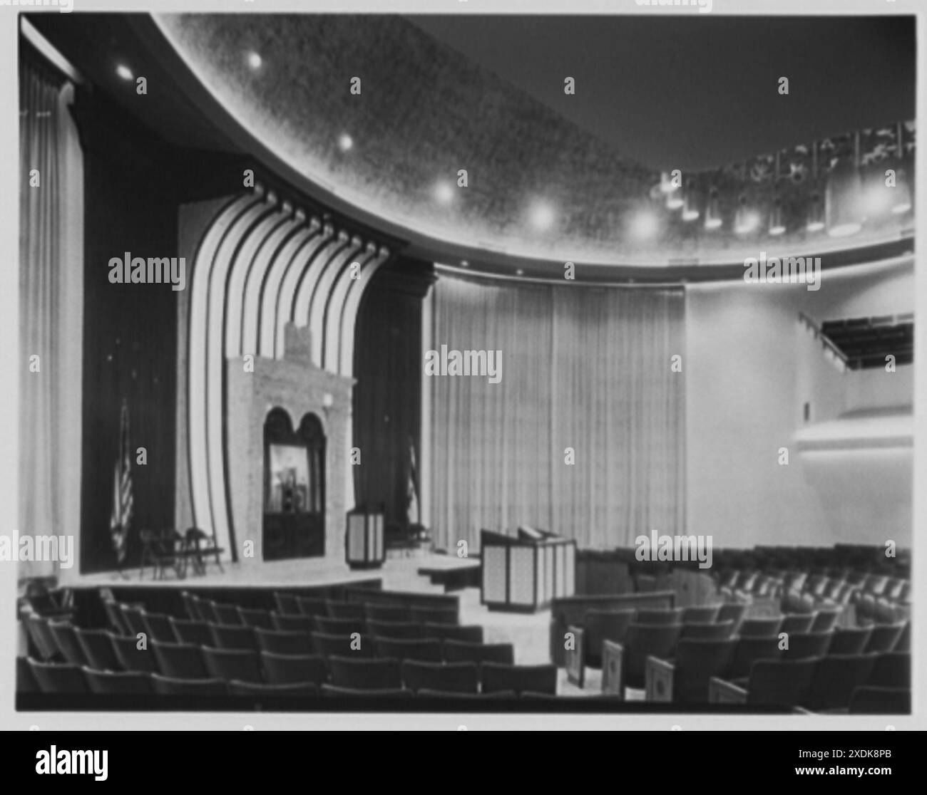 Shaare Zion Temple, 2030 Ocean Pkwy., Brooklyn, New York. Wide view of ...