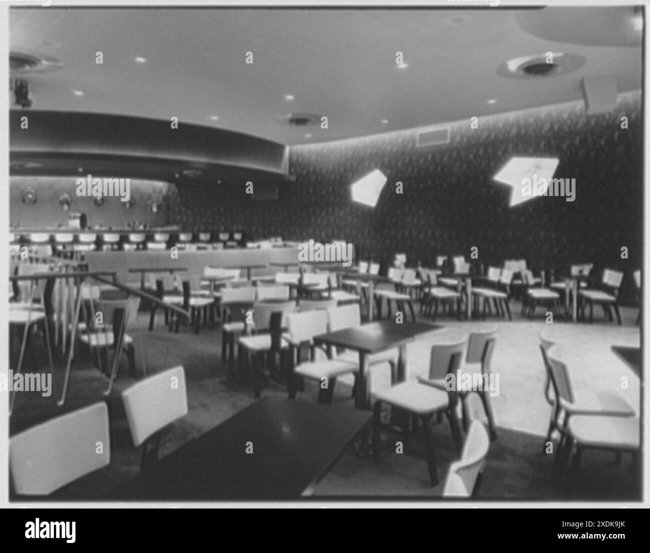 Biltmore Terrace, Collins Ave. and 87th St. Nightclub, to bar. Gottscho ...