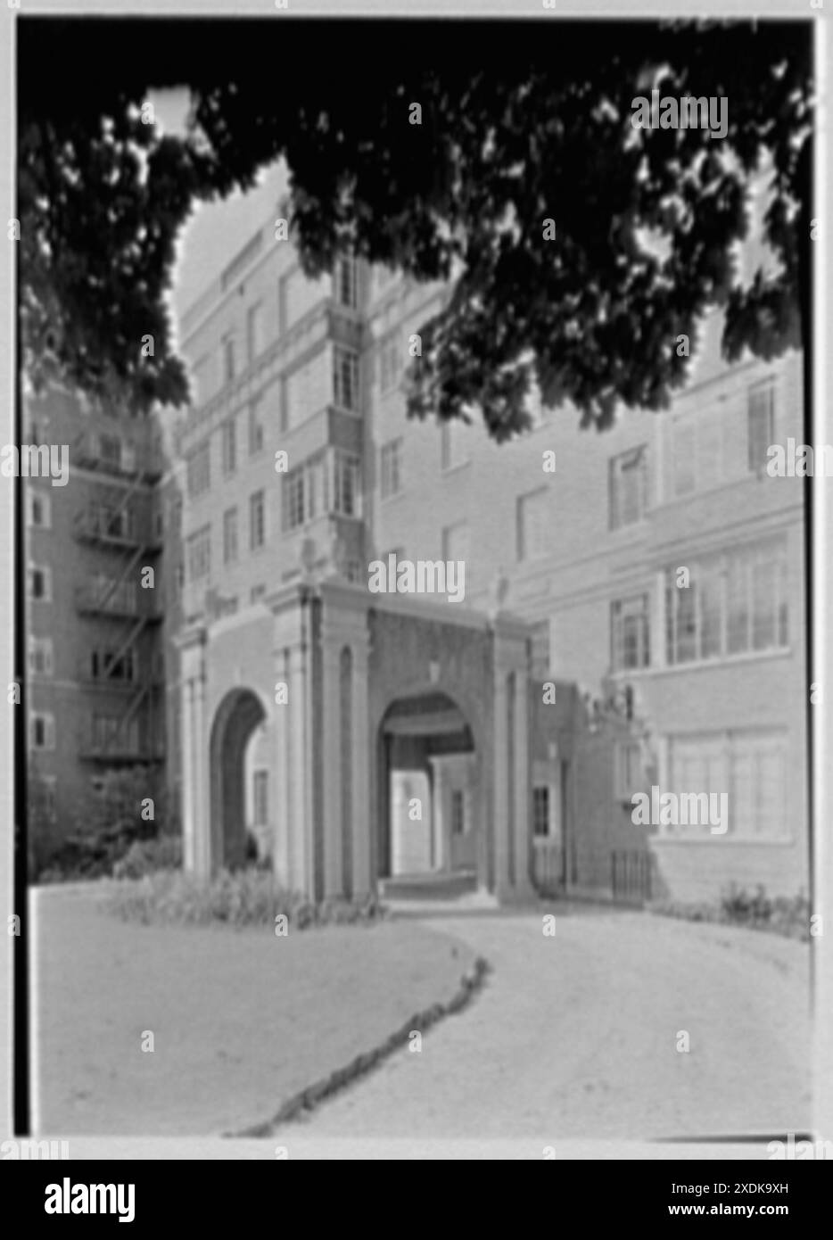 Image city center on Black and White Stock Photos & Images - Alamy