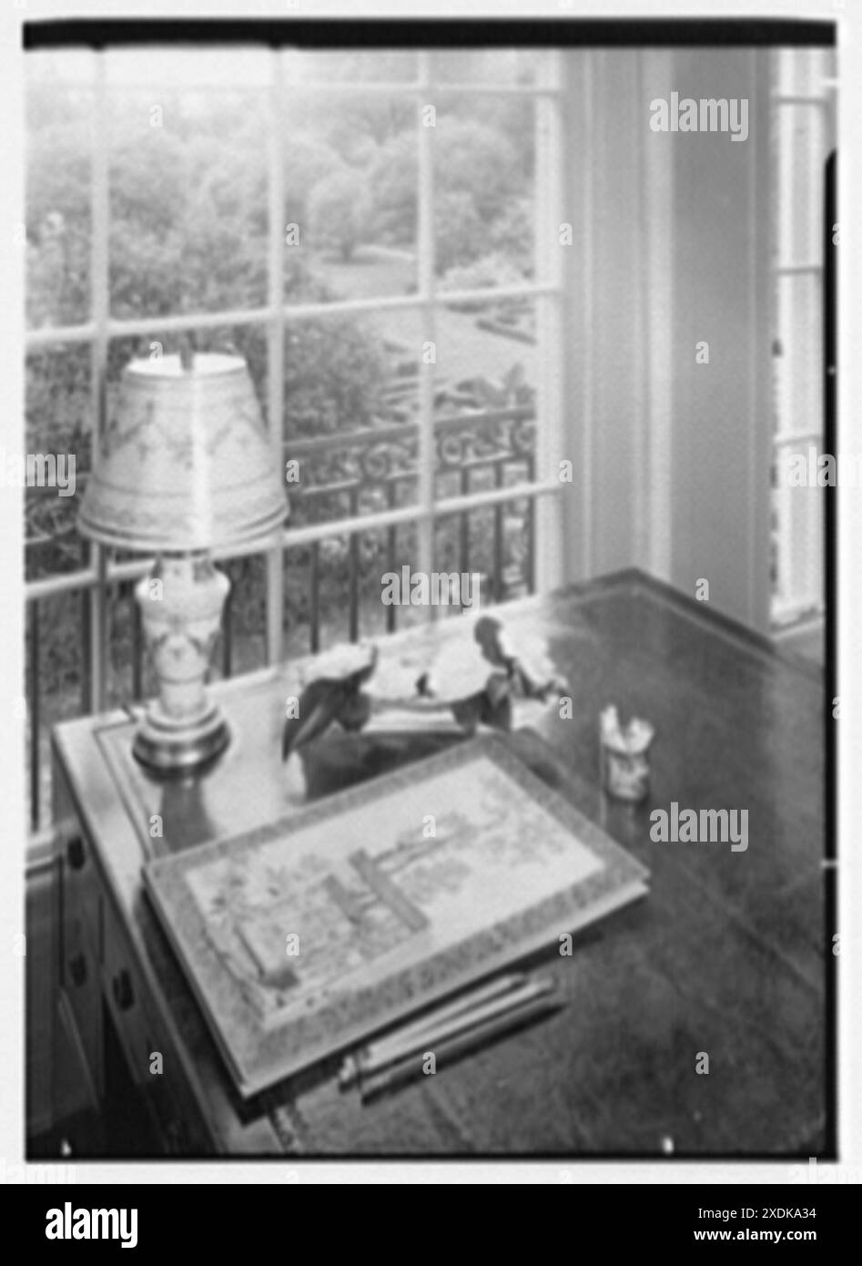 Mr. and Mrs. Edgar B. Stern, residence at 11 Garden Ln., New Orleans ...