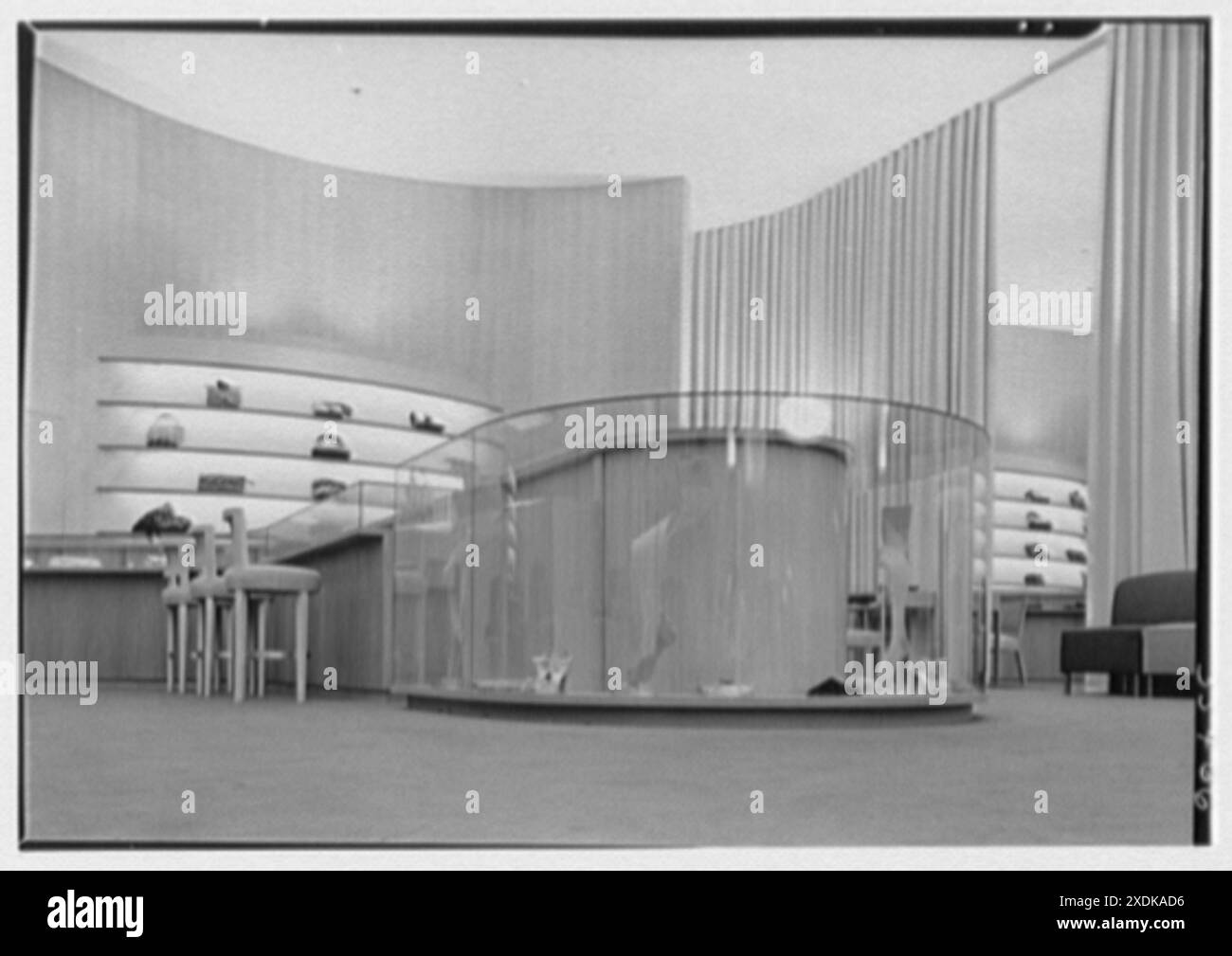 I. Miller shoe store, business at 5th Ave. and 54th St., New York City ...