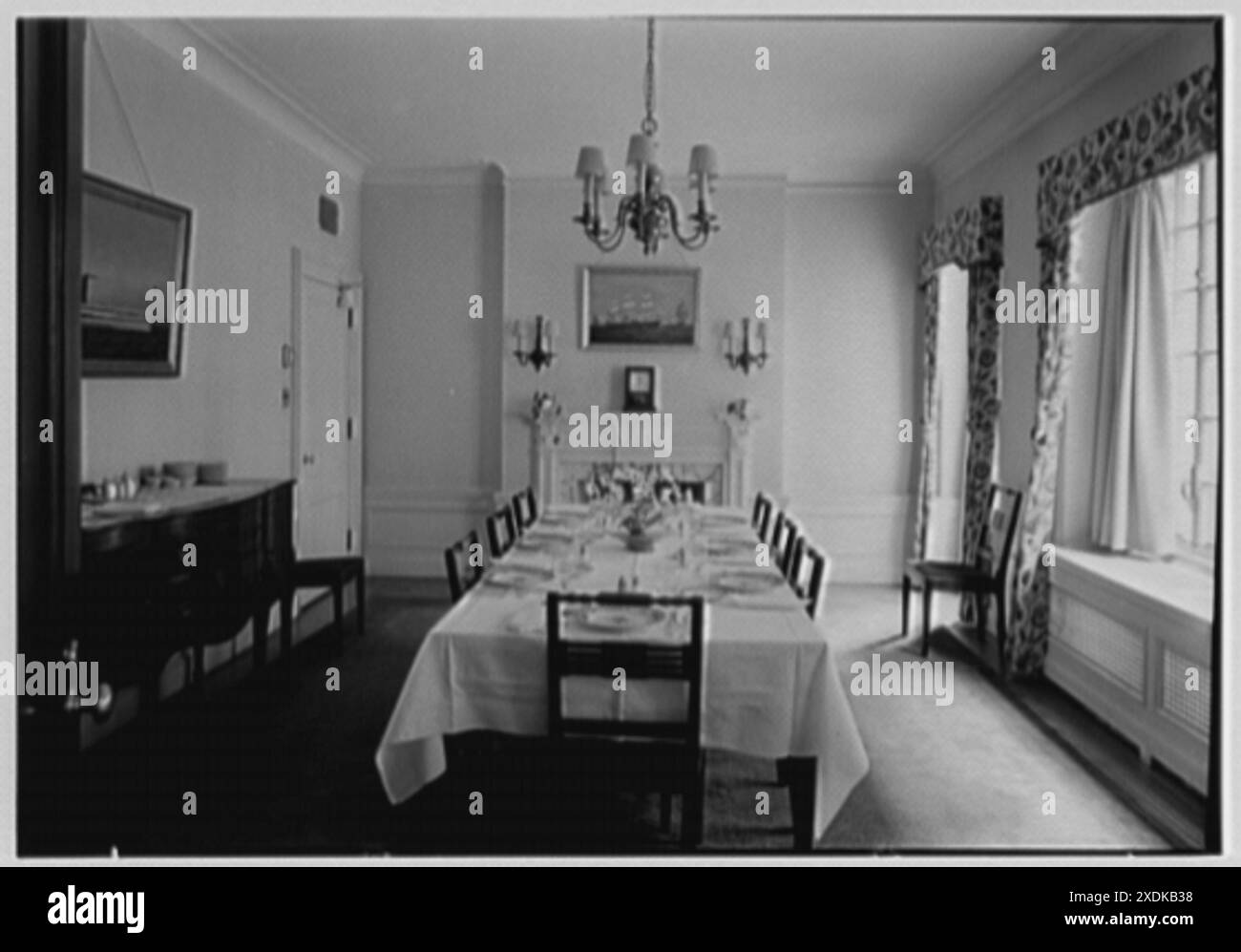 Seamen's Bank for Savings, 74 Wall St., New York City. Officers' dining ...