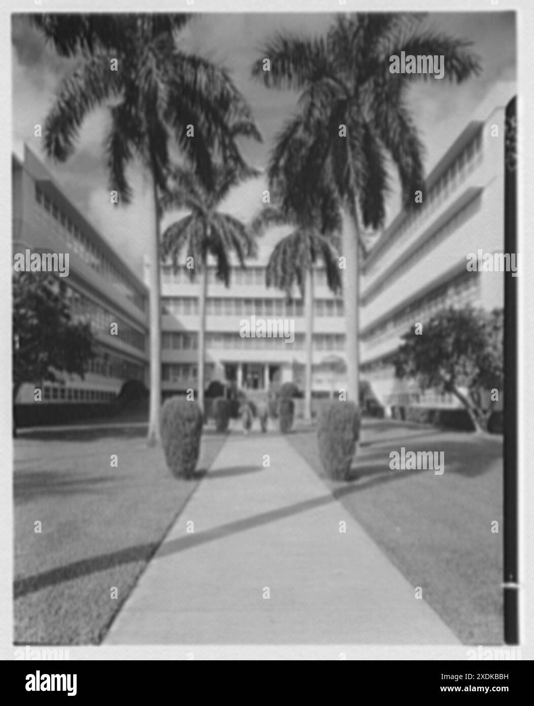 Good Samaritan Hospital, West Palm Beach, Florida. General axis center ...