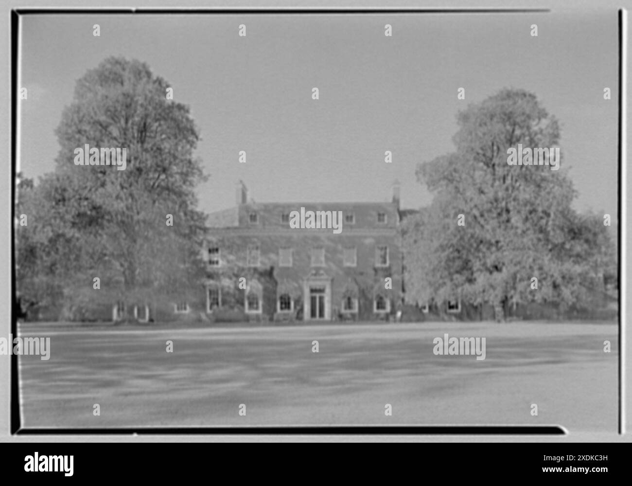 Mrs. Richard M. Tobin, residence in Syosset, Long Island. Rear facade ...
