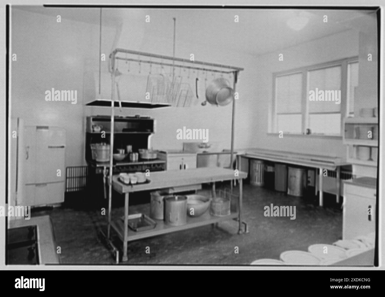 Quaker Ridge Elementary School, Weaver St., Scarsdale, New York ...