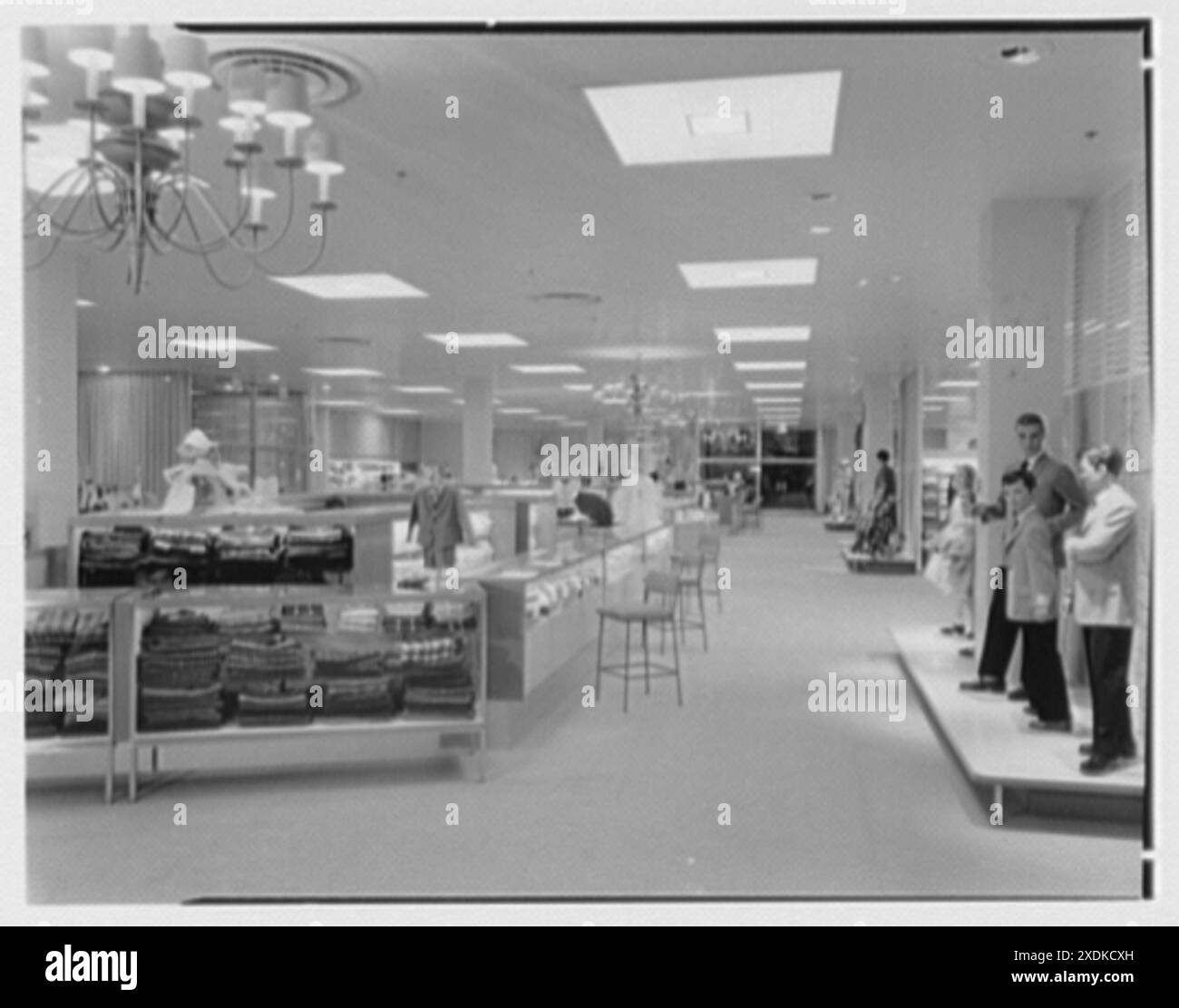 Best's department store, business in Abington, Pennsylvania. Long view ...