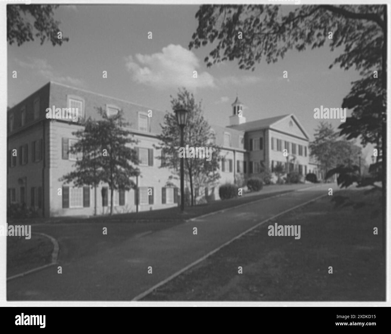 Riggs hall hi-res stock photography and images - Alamy