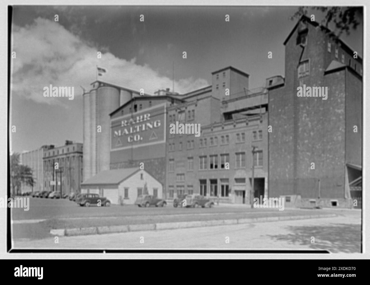 Rahr Malting Co., Manitowoc, Wisconsin. Exterior X. Gottscho-Schleisner ...