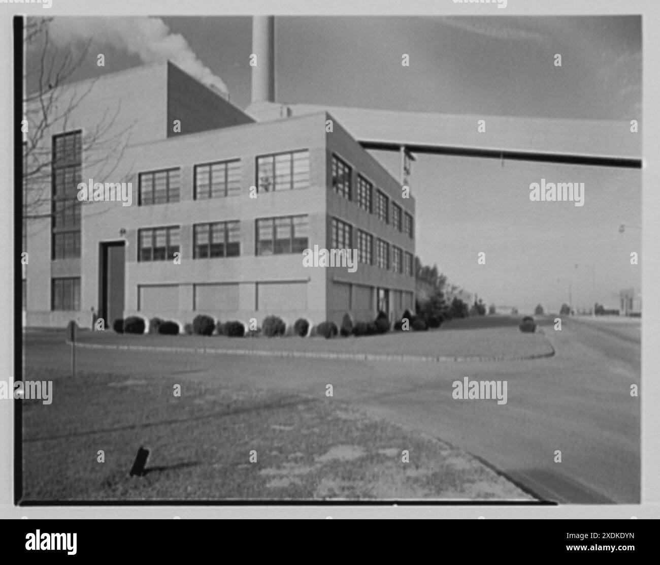 Long Island Lighting Co., Port Jefferson. Office section. Gottscho ...