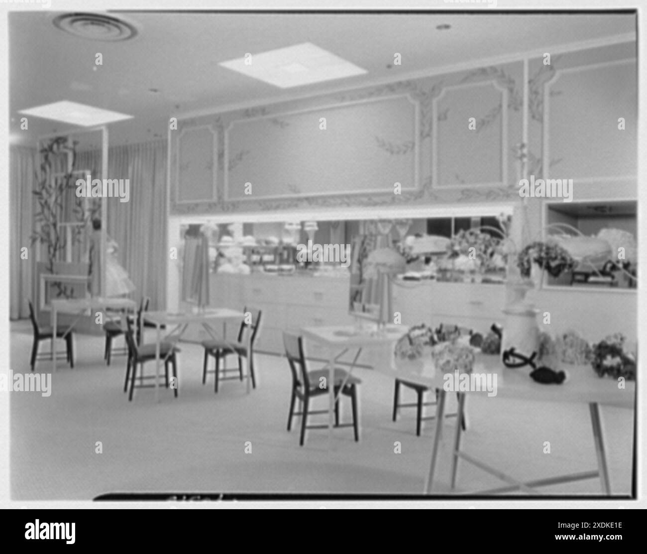 Best's department store, business in Abington, Pennsylvania. Millinery ...