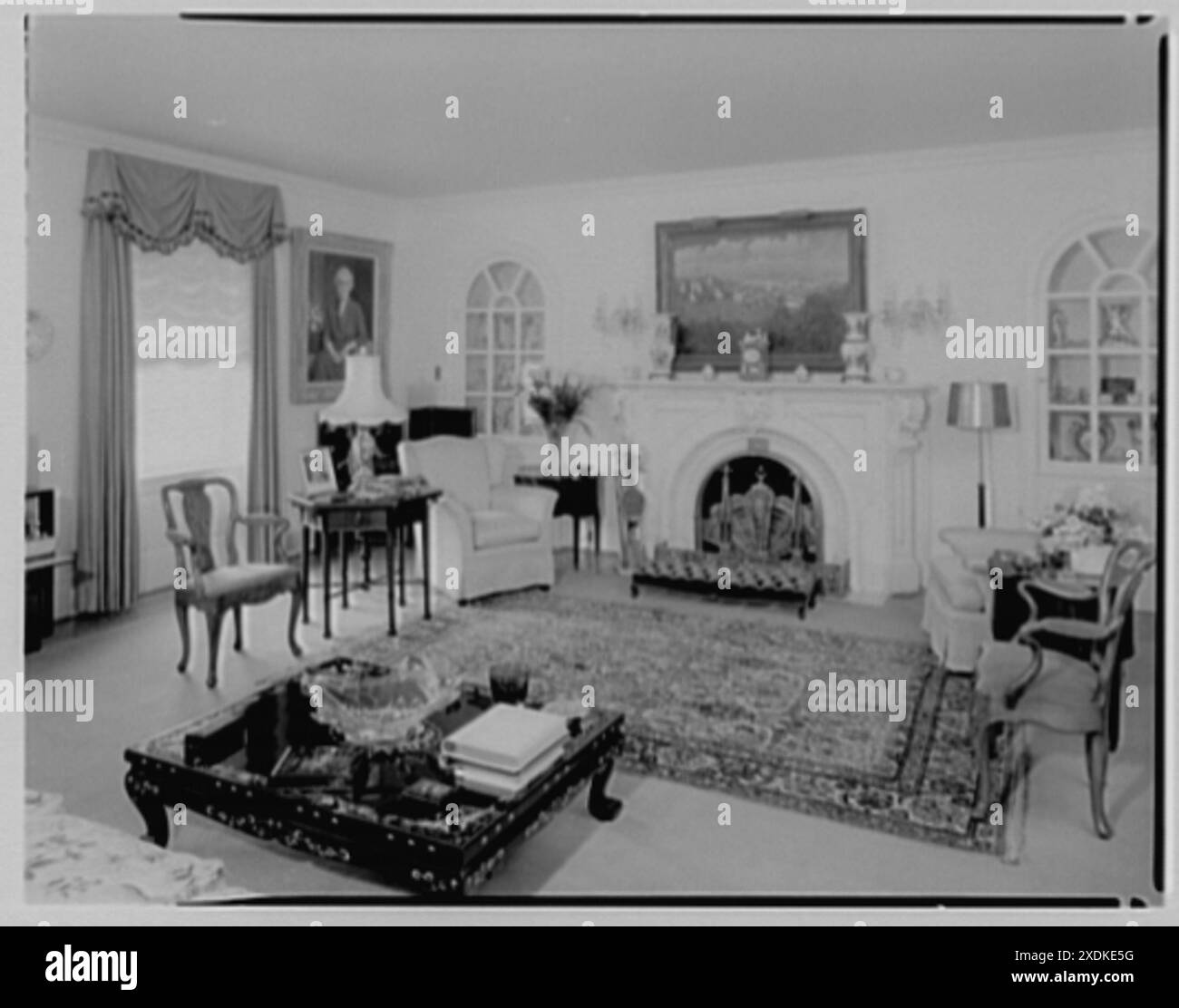 General Dwight D. Eisenhower, residence in Gettysburg. Living room ...