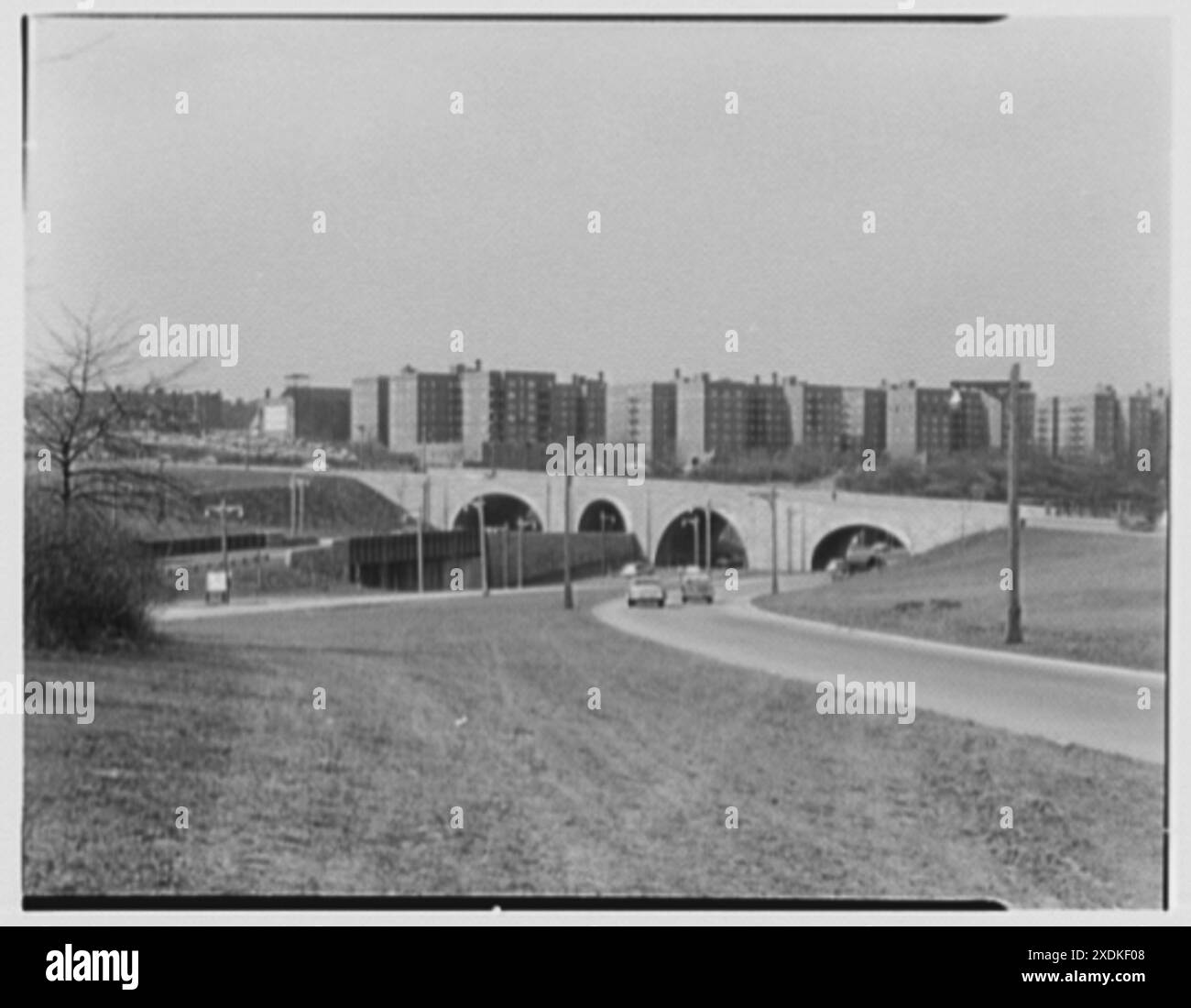 Kew Gardens Parkway junction. Four-arched bridge I. Gottscho-Schleisner ...