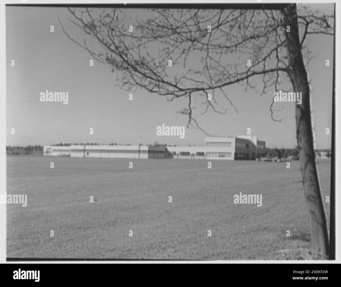 Long Island Lighting Co. Waldorf instrument exterior. Gottscho ...