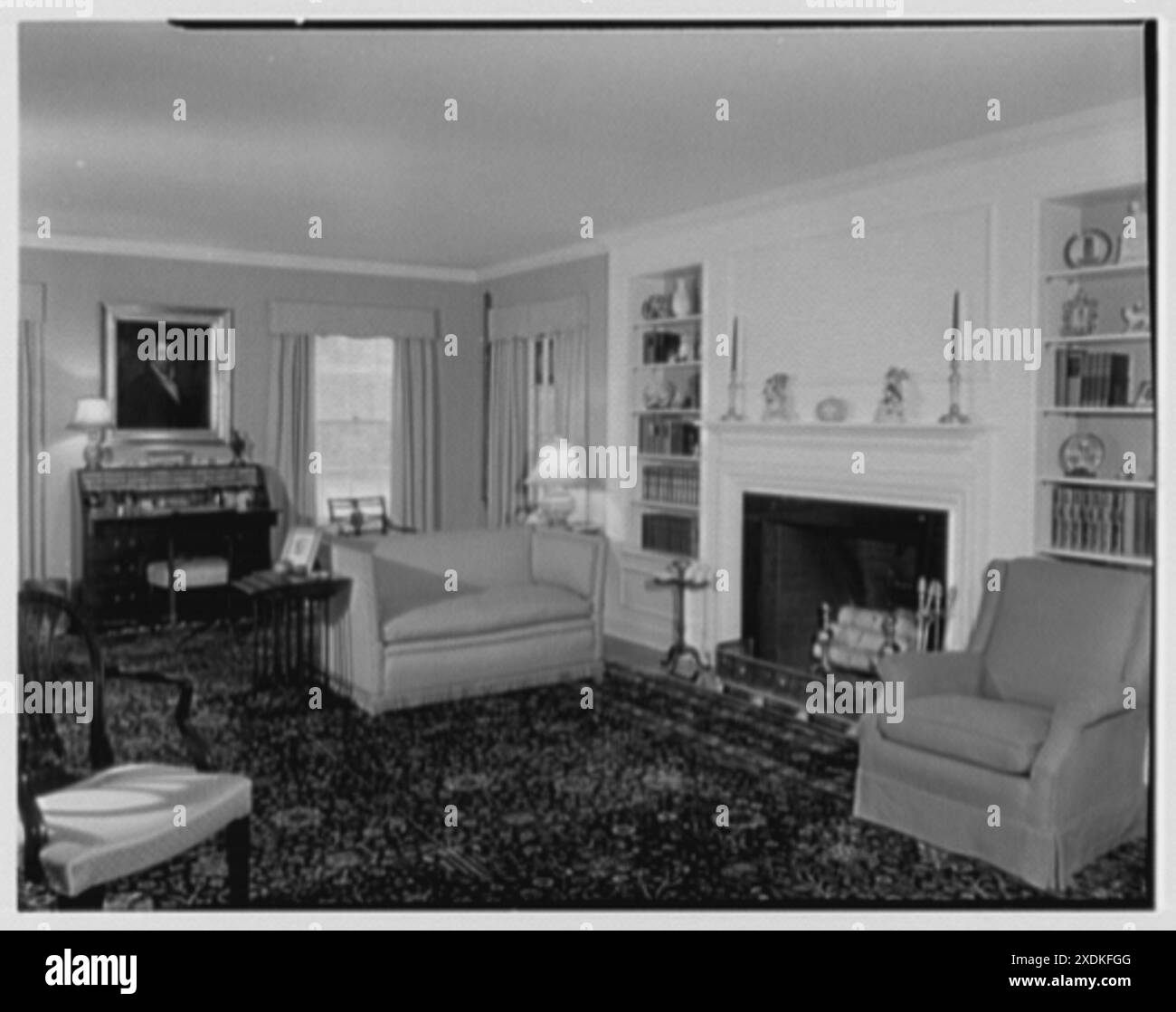 Mrs. Webster, residence at 1401 Park Lane, Pelham Manor, New York ...