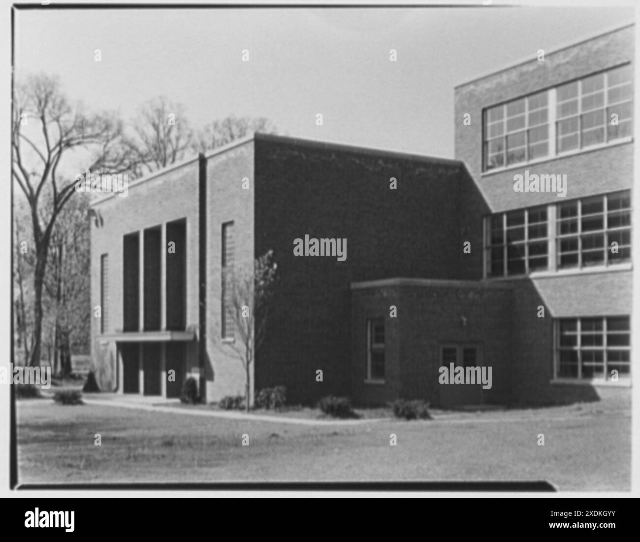 Walter S. Dolan Junior High School, Tom's Rd., Stamford, Connecticut ...