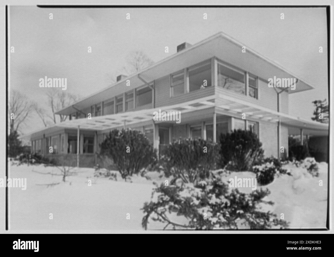 Bernard Tomson, residence at 1 Shore Dr., Kings Point, Great Neck, Long ...