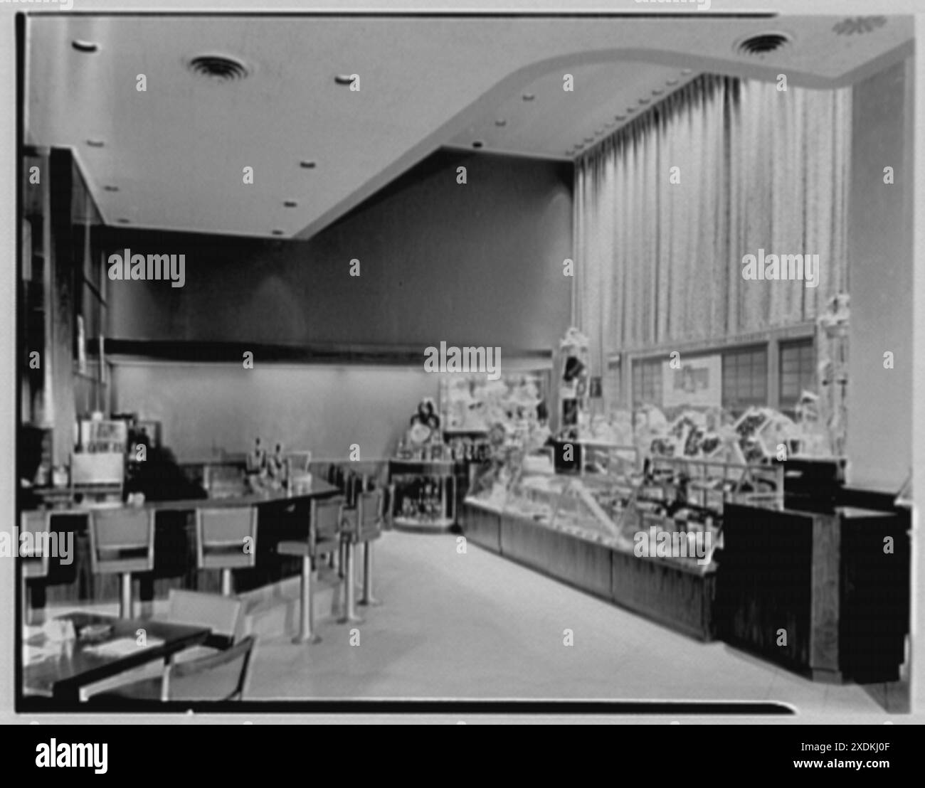 Schrafft's, 488 Madison Ave., New York City. Candy counter. Gottscho ...