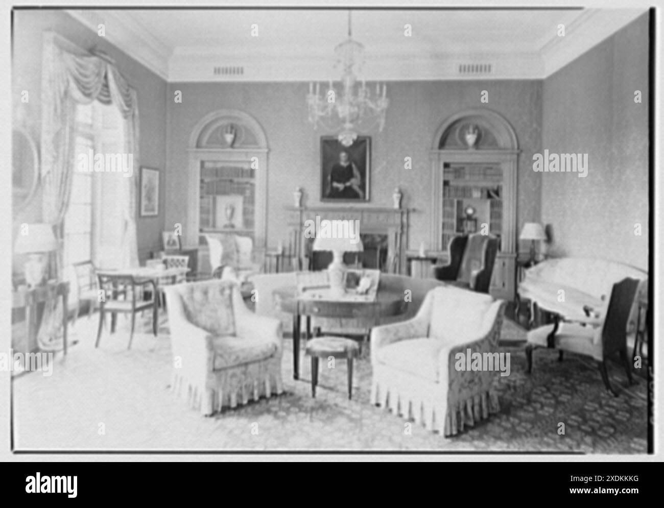 Mr. and Mrs. Edgar B. Stern, residence at 11 Garden Ln., New Orleans ...