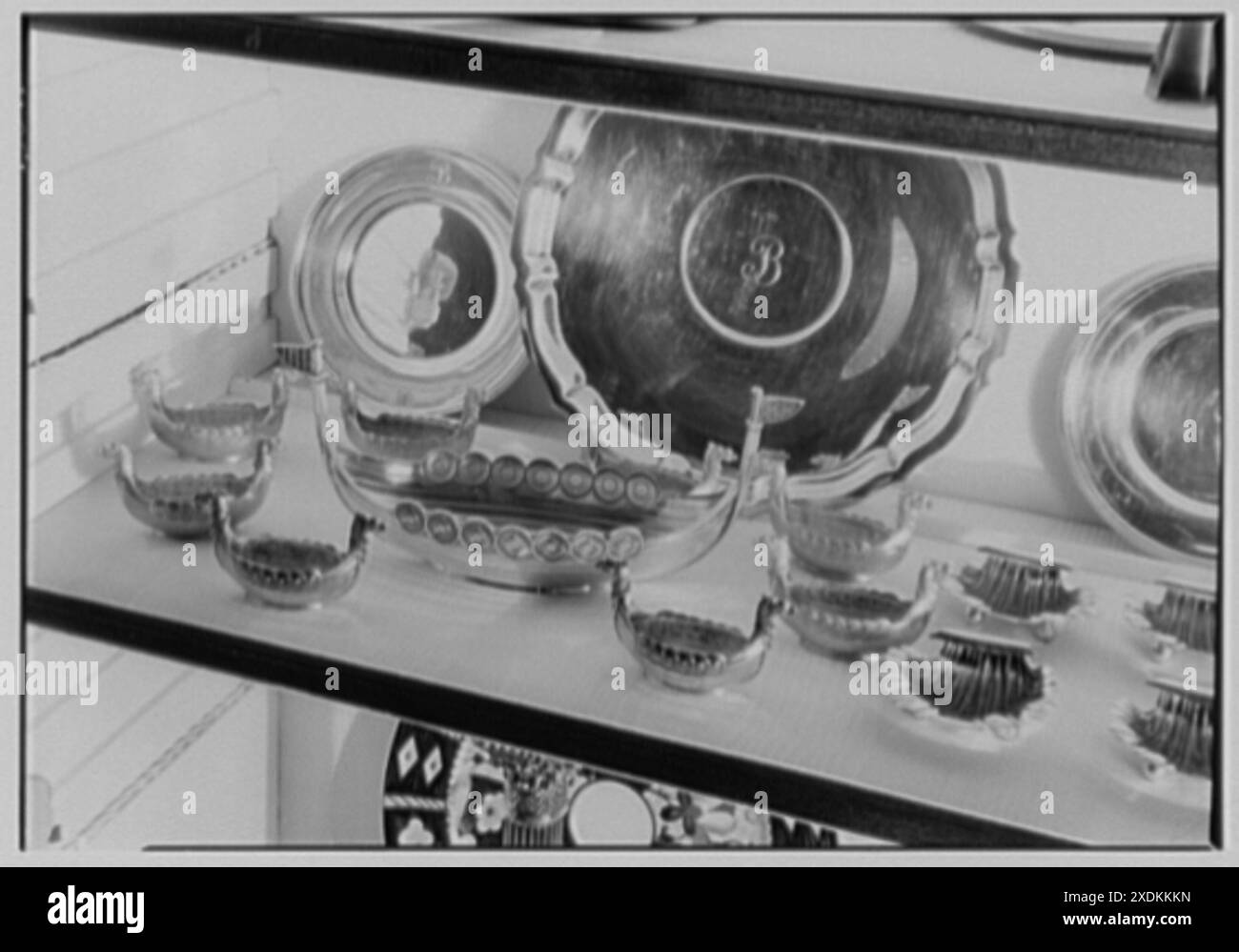 Ellen Ballon, residence at 2 W. 67th St., New York City. Cabinet detail ...