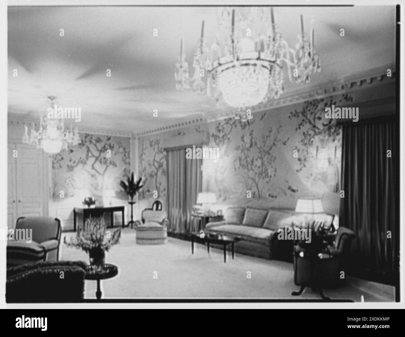 Mrs. George F. Ryan, Vaucluse, residence in Portsmouth, Rhode Island ...