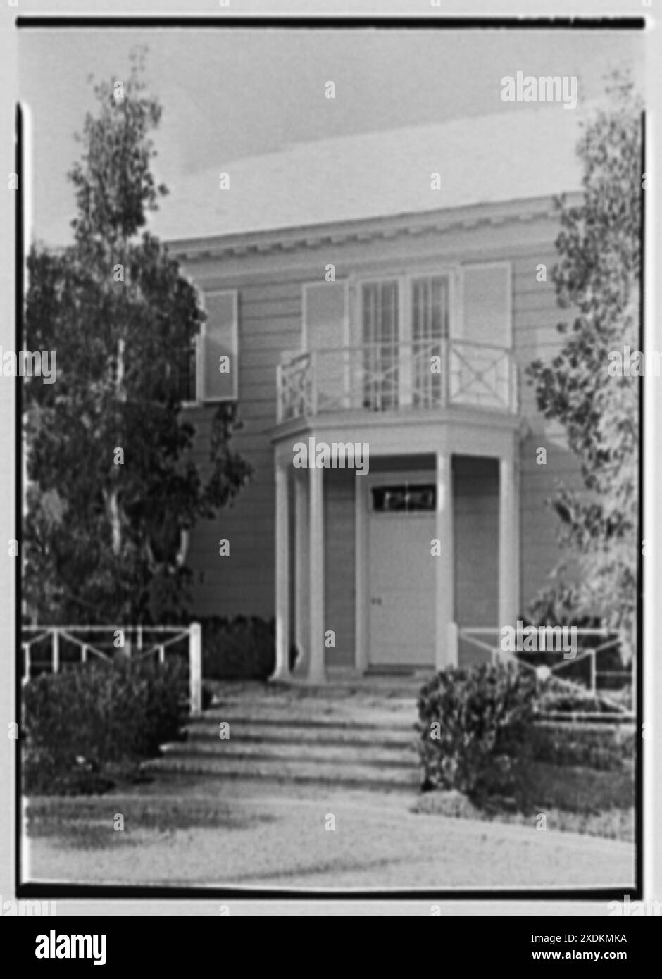 C. Henry Buhl, residence in El Vedado, Palm Beach, Florida. Entrance ...