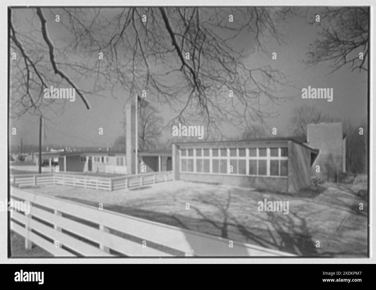 Lily Ponds Houses. Exterior, administration building. Gottscho ...