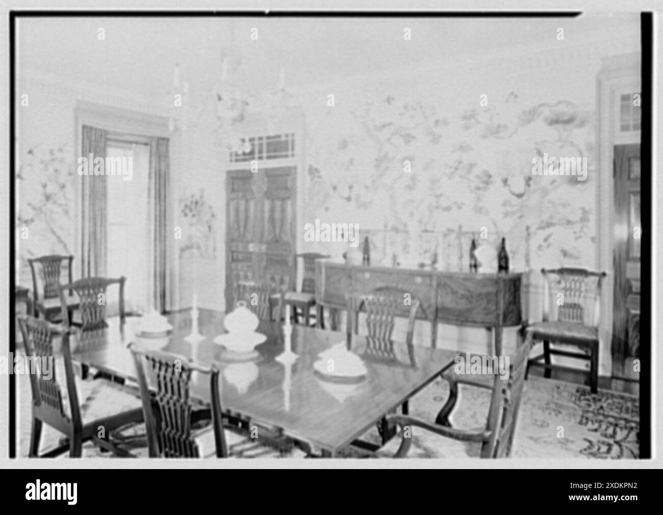 Mr. and Mrs. Edgar B. Stern, residence at 11 Garden Ln., New Orleans ...