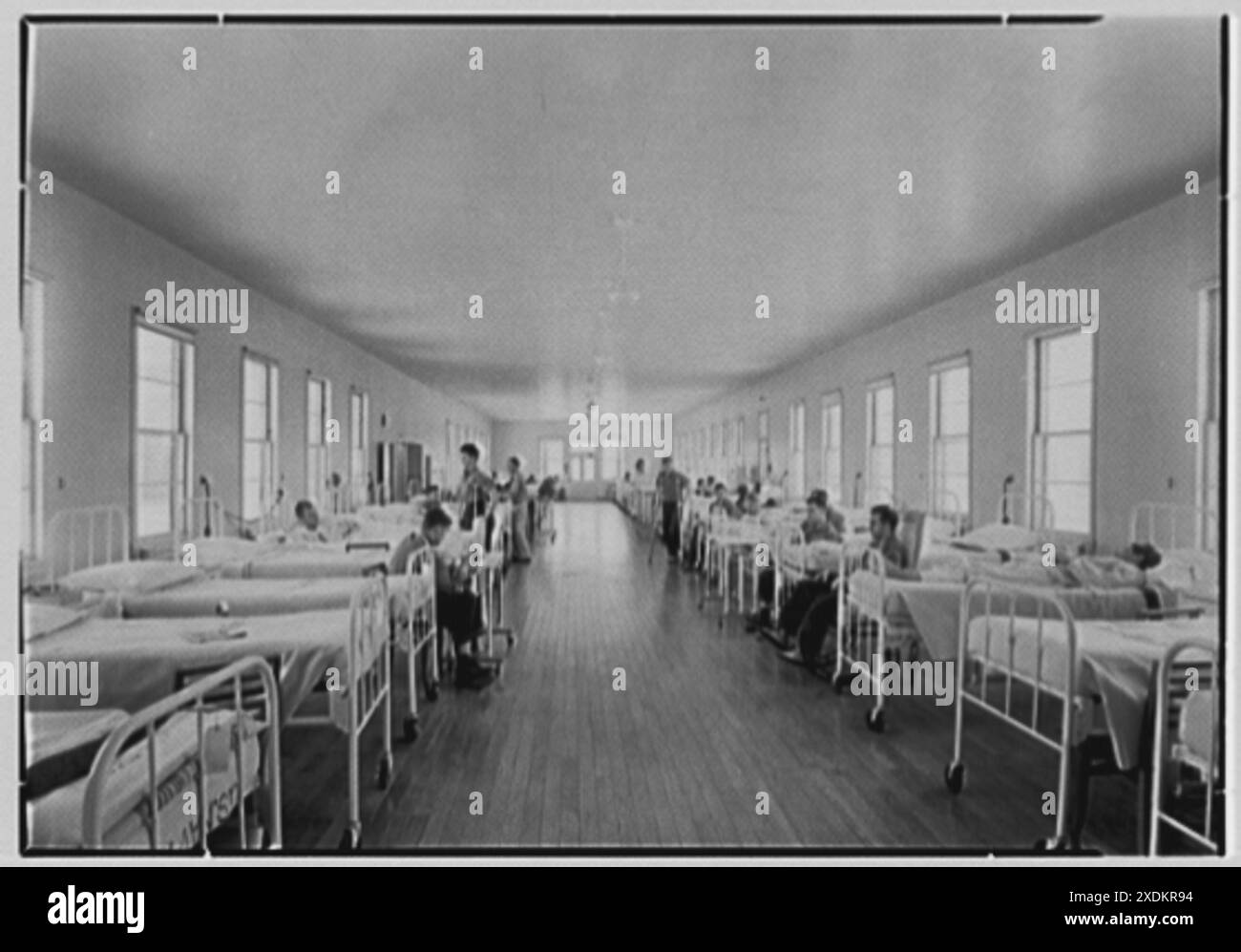 Bainbridge Naval Training Station, Bainbridge, Maryland. Hospital ward ...