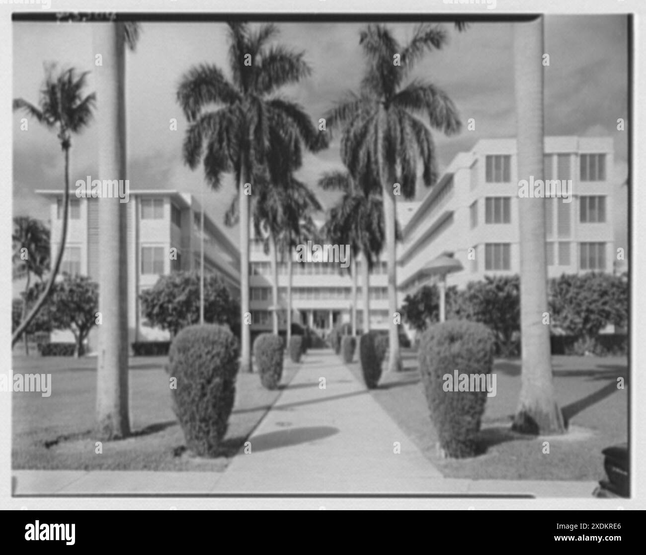 Good Samaritan Hospital, West Palm Beach, Florida. General axis center ...