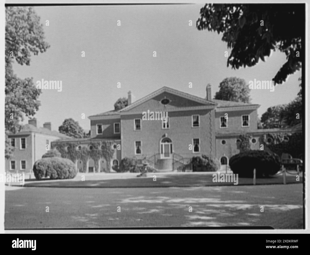 Mrs. Richard M. Tobin, residence in Syosset, Long Island, New York ...