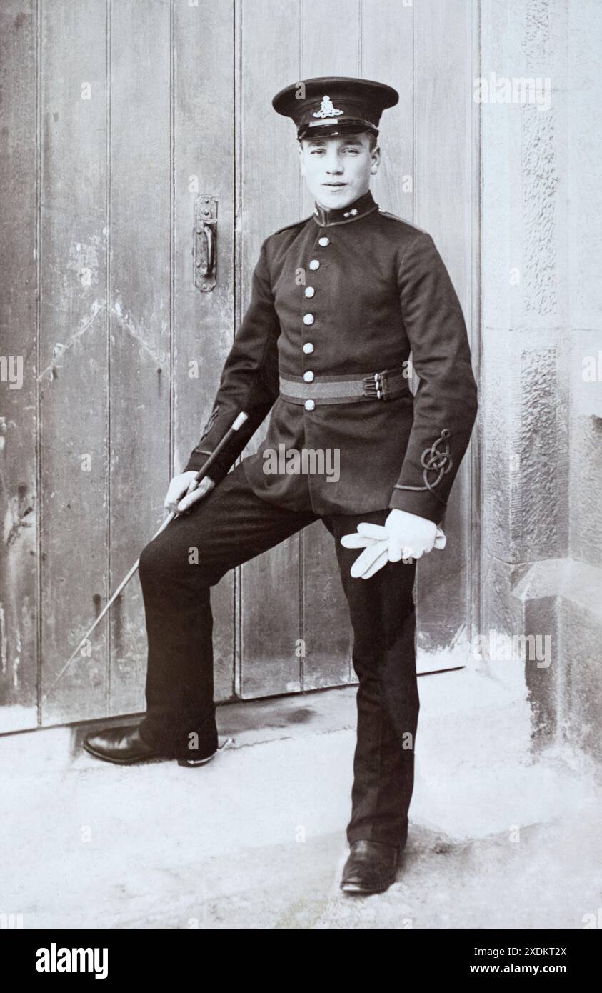 A young Royal Artillery gunner in dress uniform c. 1905 Stock Photo - Alamy