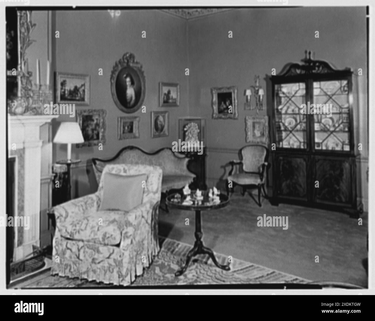 Charles E. Dunlap, residence at 102 E. 73rd St., New York City. Living ...