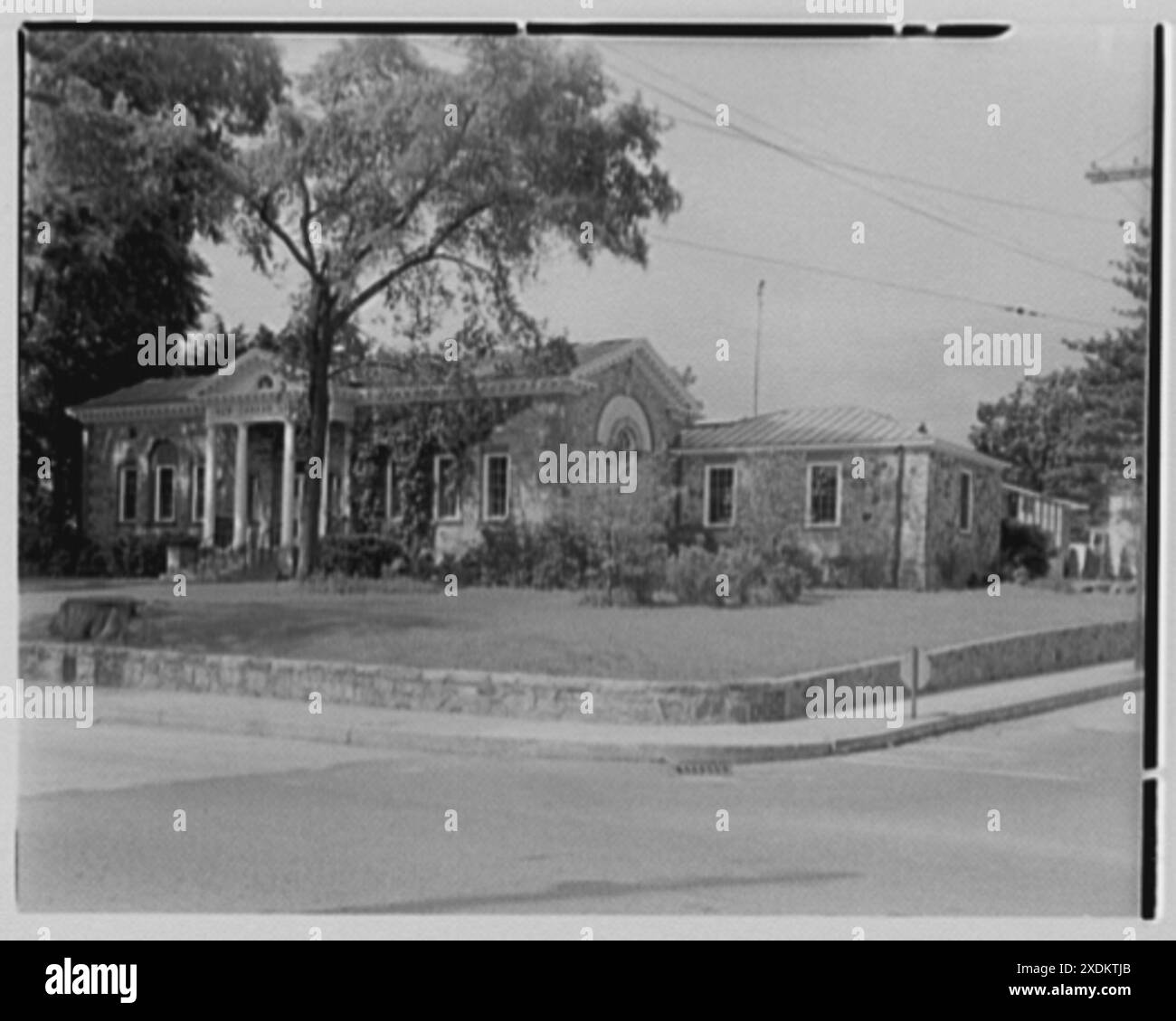 New Canaan Public Library, New Canaan, Connecticut. General view from ...