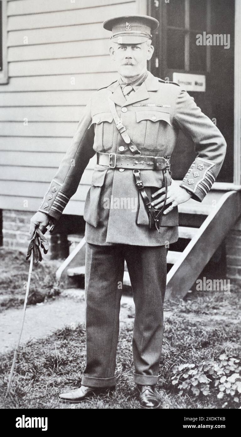 A colonel in the Royal 1st Devon Yeomanry during the First World War ...