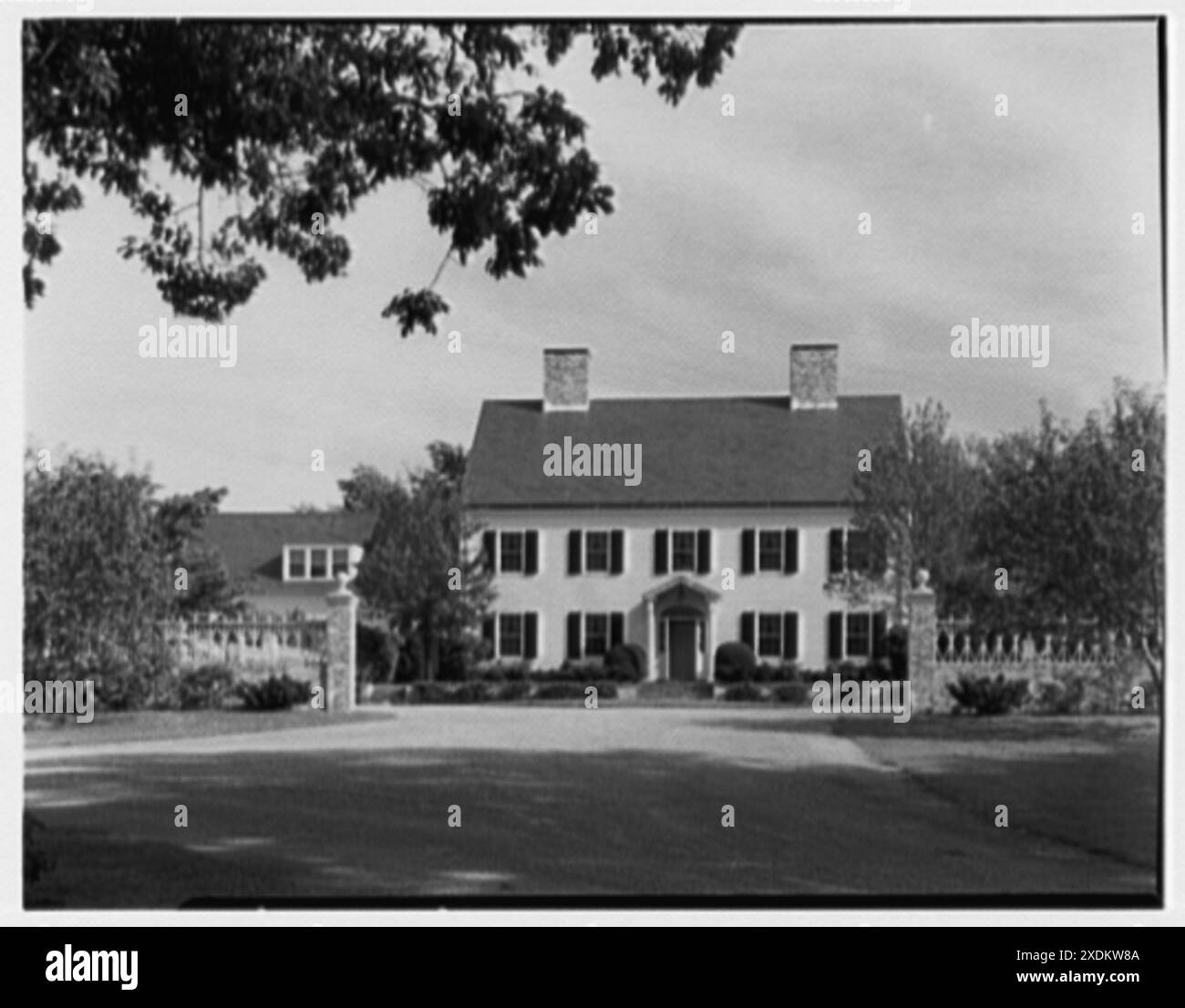 Mrs. Harold I. Pratt, residence on Shutter Lane, Oyster Bay, Long ...