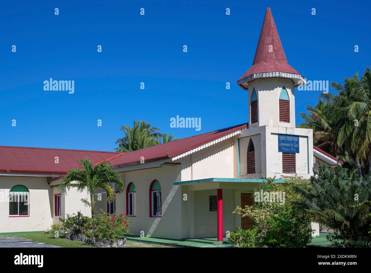 Atoll tuamotu group french polynesia hi-res stock photography and ...