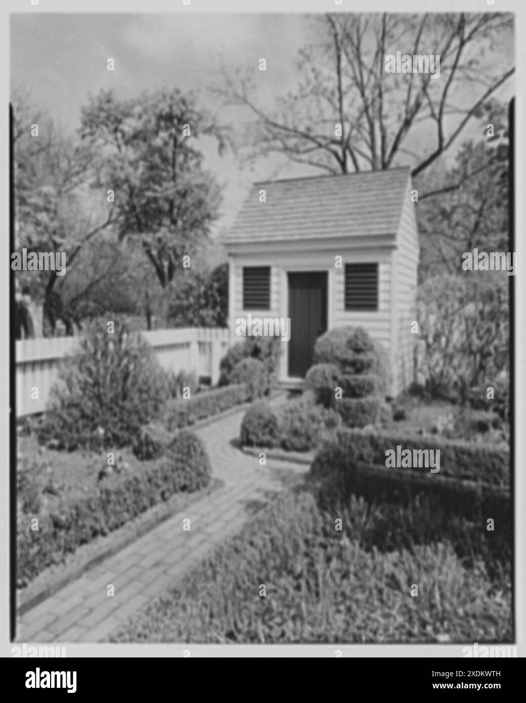 Williamsburg, Virginia, Deane house. Toolhouse I. Gottscho-Schleisner ...
