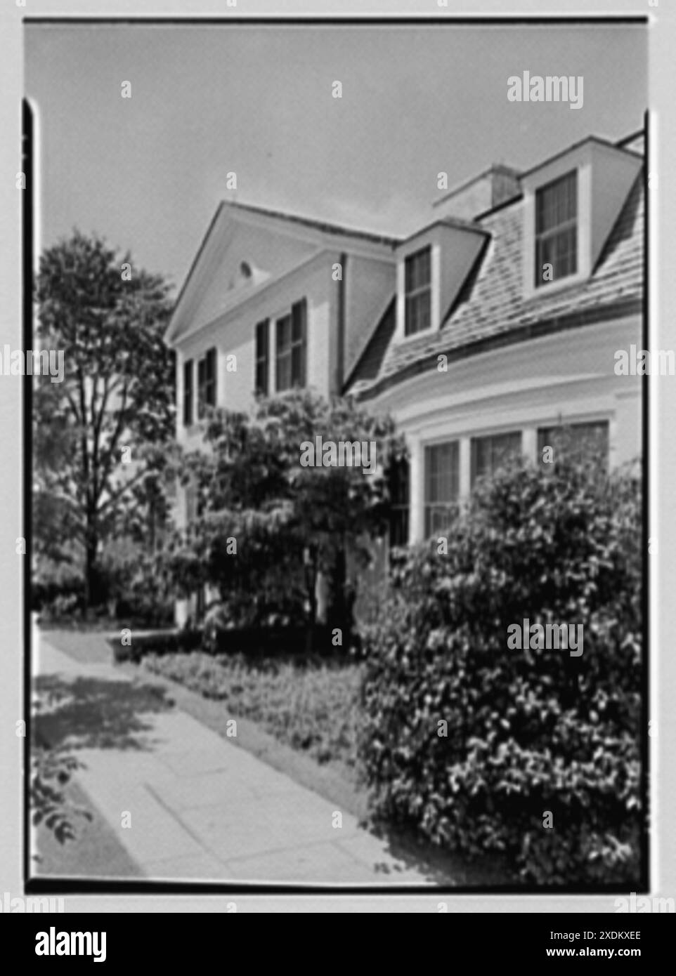 Connecticut sun Black and White Stock Photos & Images - Alamy