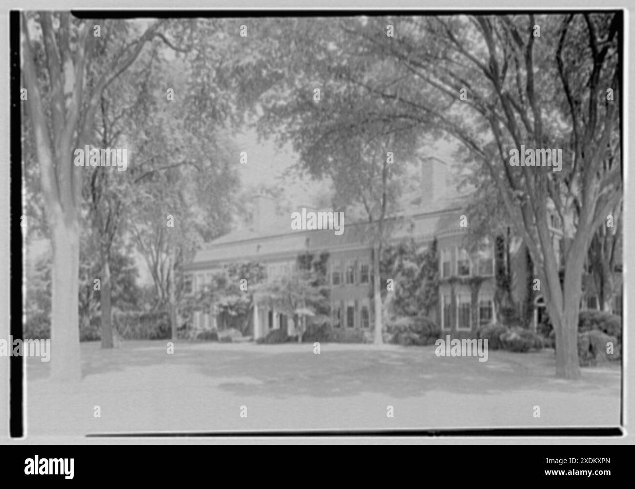 Harold I. Pratt, "Welwyn", residence in Glen Cove, Long Island, New ...