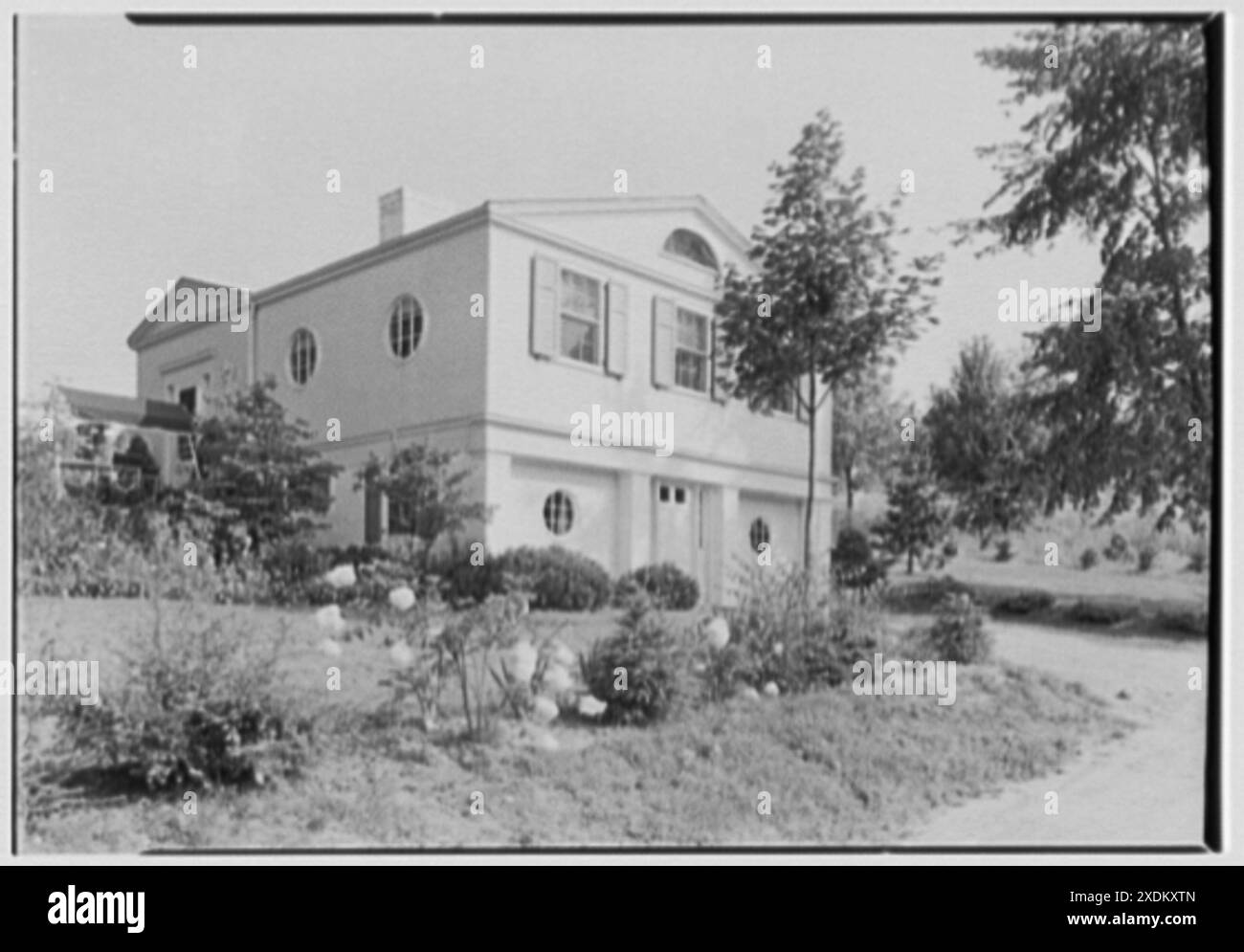 Louie M. Anderson, residence in Mahopac, New York. West and north ...