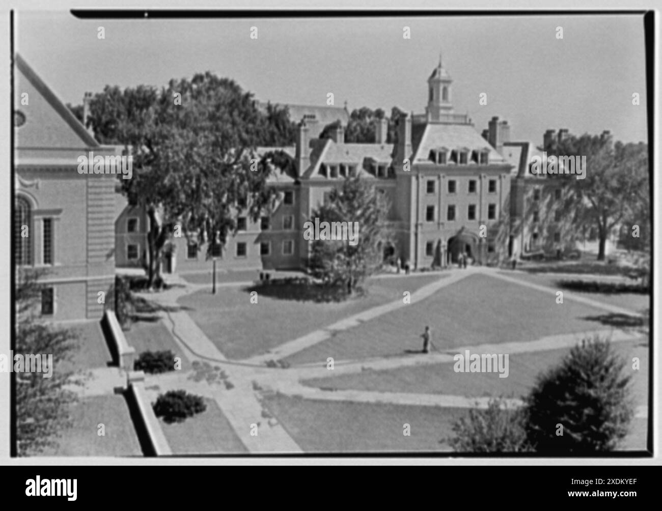 Silliman College, Yale University, New Haven, Connecticut. Quadrangle ...
