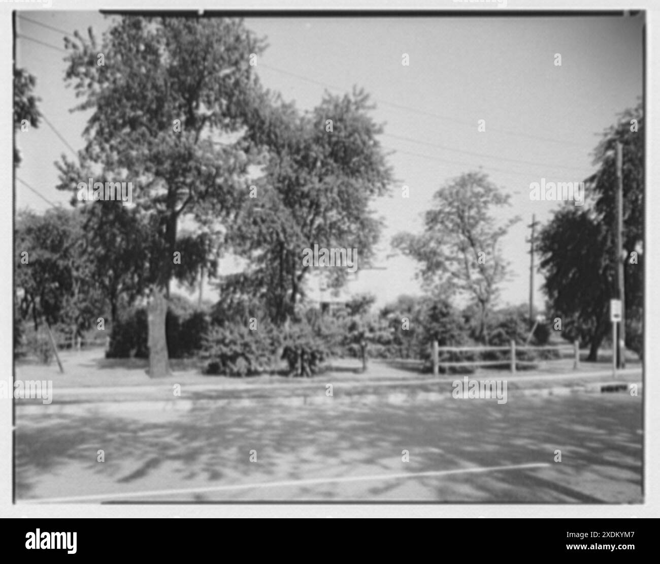 Long Island Lighting Co., 230 Old Country Road, Mineola, Long Island ...