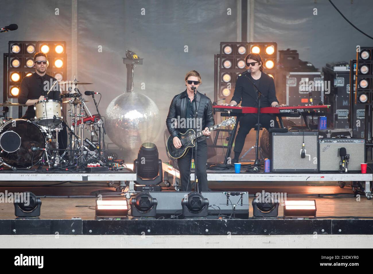 Samuel fogarino of interpol hi-res stock photography and images - Alamy