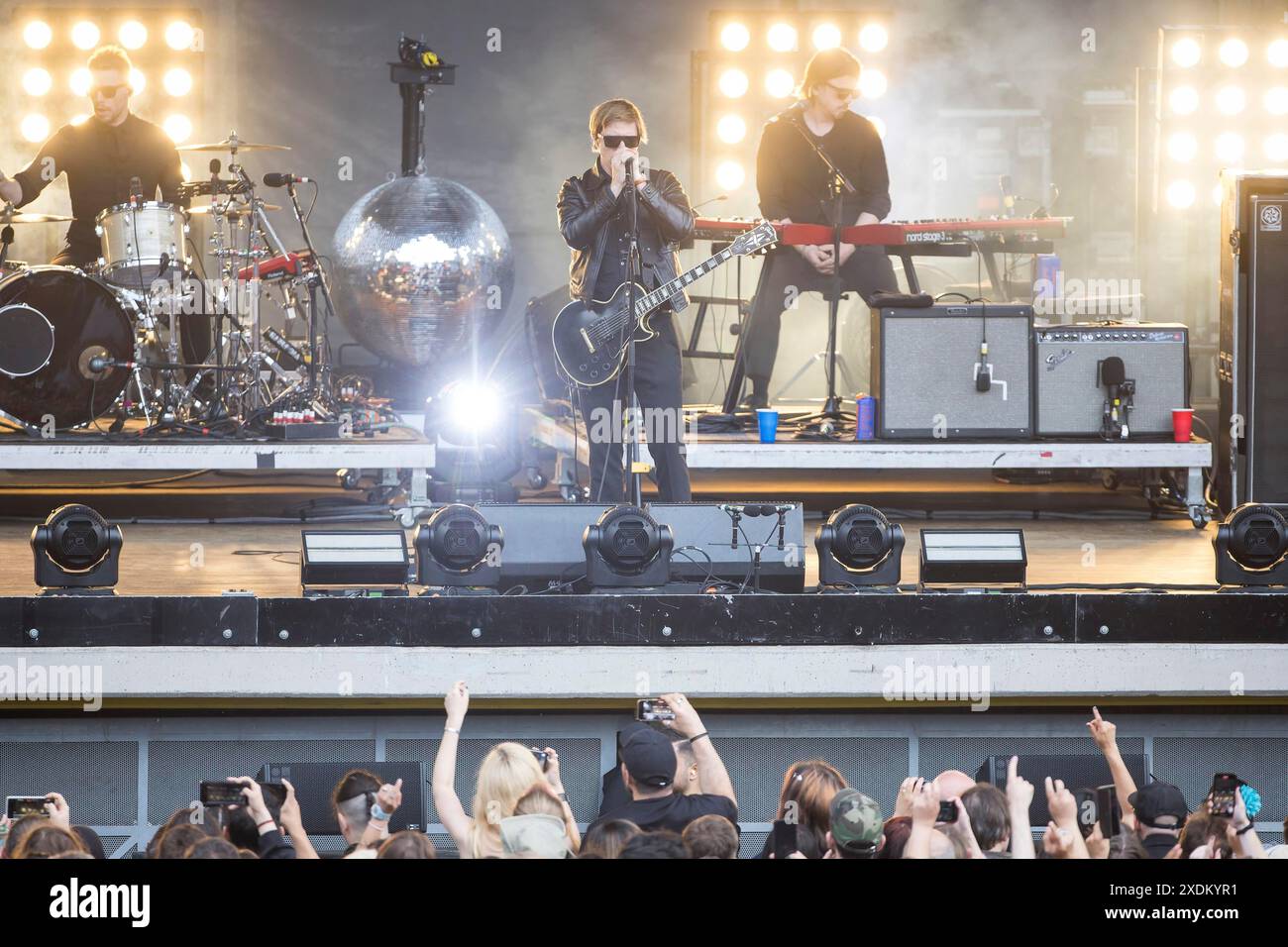 Interpol brandon curtis hi-res stock photography and images - Alamy